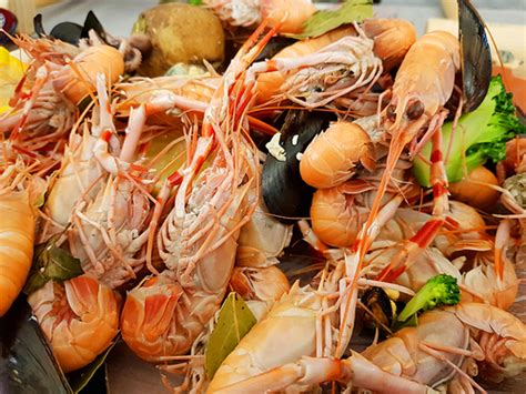 유토이미지 새우 홍합 조개 해산물 요리