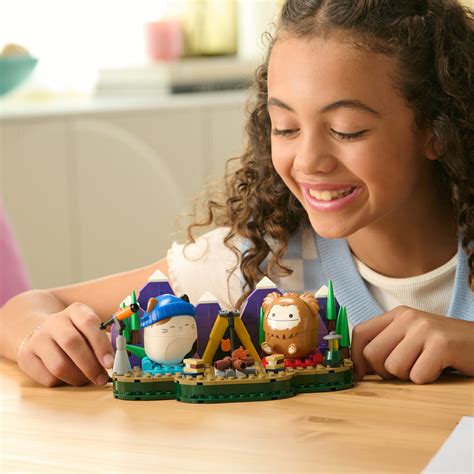 Squishmallows Benny And Cams Outdoor Adventure Building Set