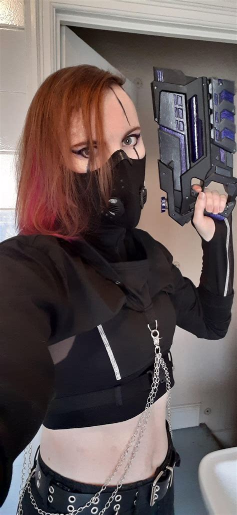 Doing A Cyberpunk 2077 Inspired Cosplay At A Con This Weekend First