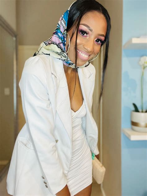 A Woman Who Means Business… Award Winning Entrepreneur Here 🙏💥