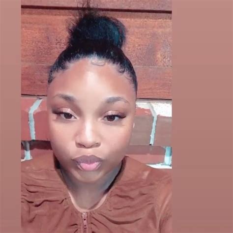 Nana Iits Nana Threads Say More