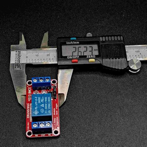 Modulo relè optoisolato 1 canale 24V con trigger alto basso e contatto 220v 10A