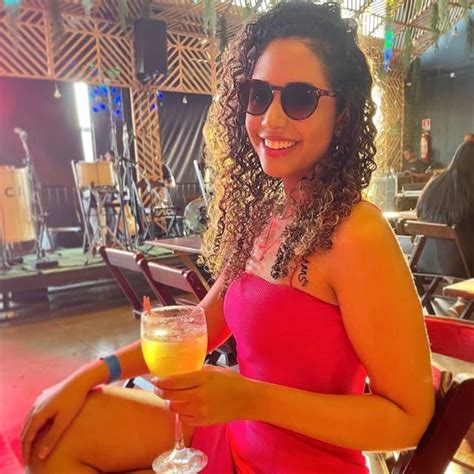 Bek Ribeiro Threads Say More