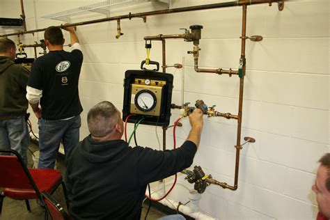 PLUMBERS PIPEFITTERS Builttosucceed