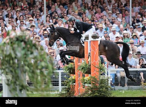 Jesse Campbell Of New Zealand With Cooley Lafitte During Showjumping At