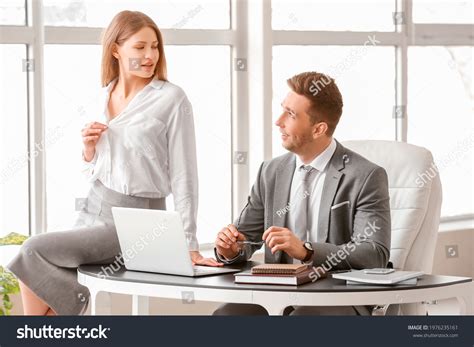 Sexy Secretary Seducing Her Boss Office库存照片1976235161 Shutterstock