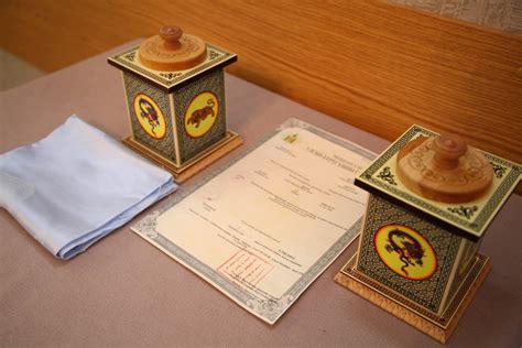 МҮЭХ ны шинэ ерөнхийлөгчид тамга гэрчилгээг нь хүлээлгэн өглөө