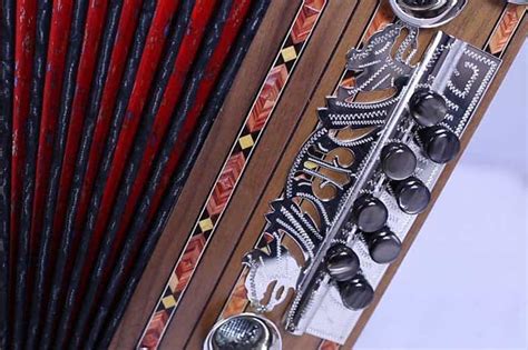 Buttons On An Accordion What Do They Do