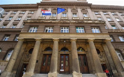 Hzmo Poslodavcima Od Sutra Nudi Novu Uslugu E Kontrola Poslovni Dnevnik