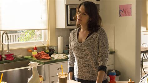 Melanie Lynskey Was Heartbroken Over ‘togetherness Cancelation Us Weekly