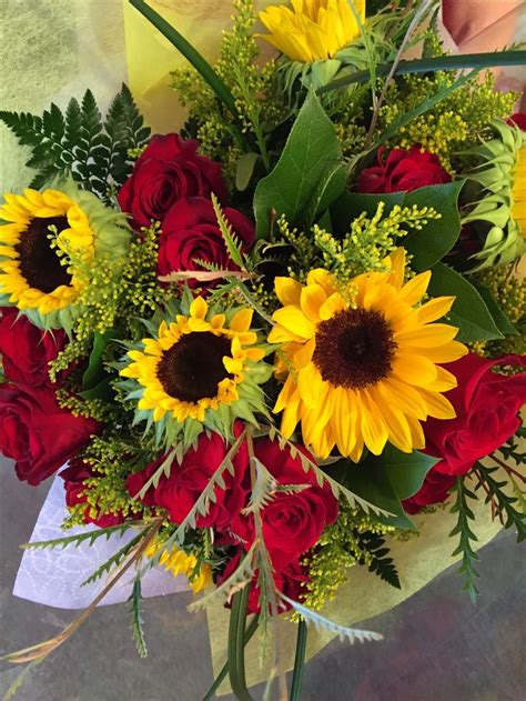 Pin Von Zsuzsa Szabad Auf Vírágcsokor