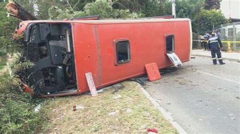 Reñaca Volcamiento De Bus Deja Varios Heridos