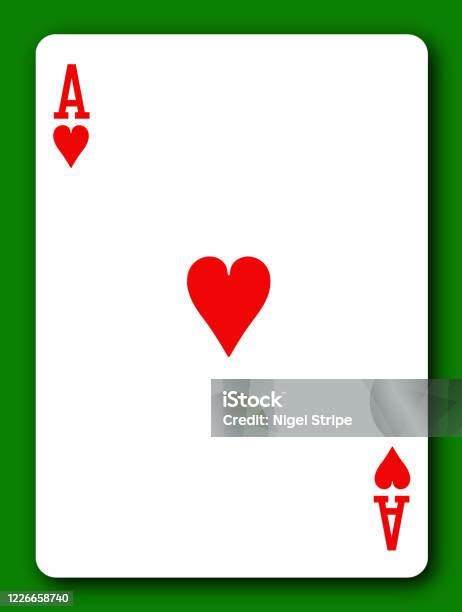 배경과 그림자를 제거하는 클리핑 경로와 카드를 재생 마음의 에이스 하트 에이스에 대한 스톡 벡터 아트 및 기타 이미지 하트