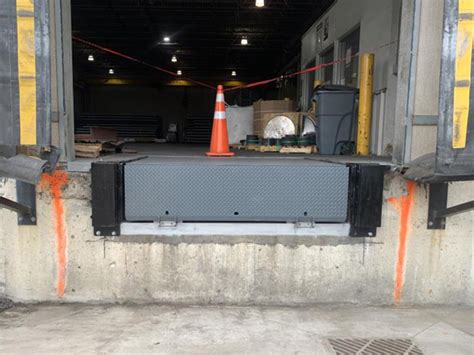 Dock Leveler And Bumpers Apel Extrusions Calgary Alberta