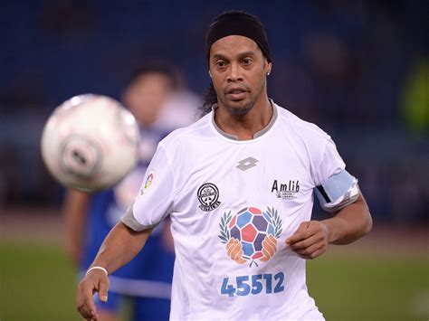 Ronaldinho Brother Ronaldinho Gaucho World News Latest And Breaking