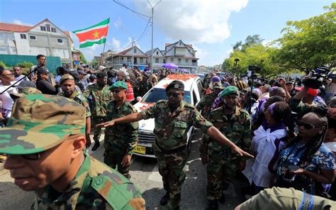 Suriname Neemt Afscheid Van Ex Dictator „bouterse Is En Blijft Een
