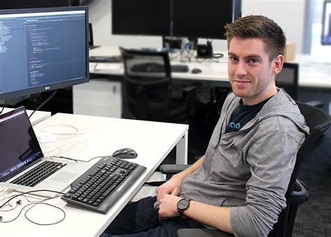 Làm Sao để Trở Thành Senior Developer Lương Nghìn đô” Từ Coder đến Developer Tôi đi Code Dạo