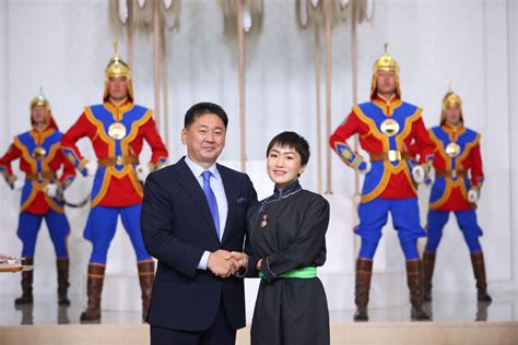 Жүдо бөхийн тамирчин Ц Цогтбаатар нарт Гавьяат тамирчин цол хүртээв