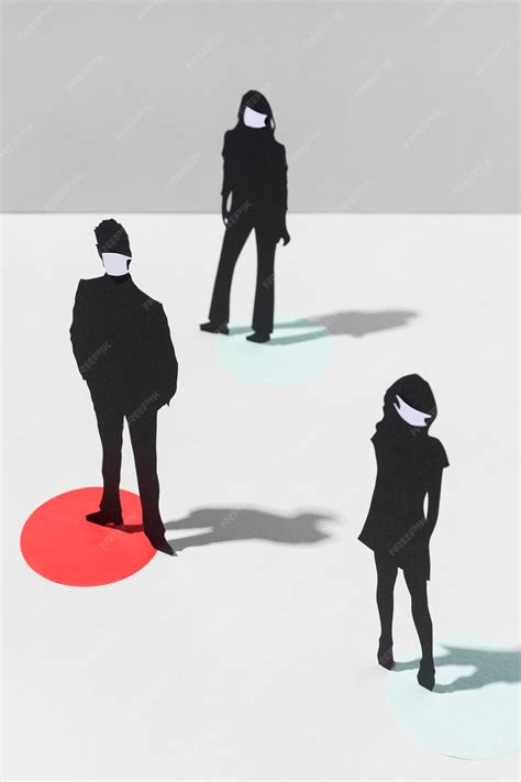 코로나 바이러스 전염병 기간 동안 의료 마스크를 쓴 사람들 무료 사진