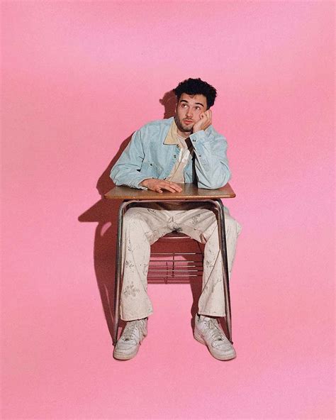 Helloworld First Avenue