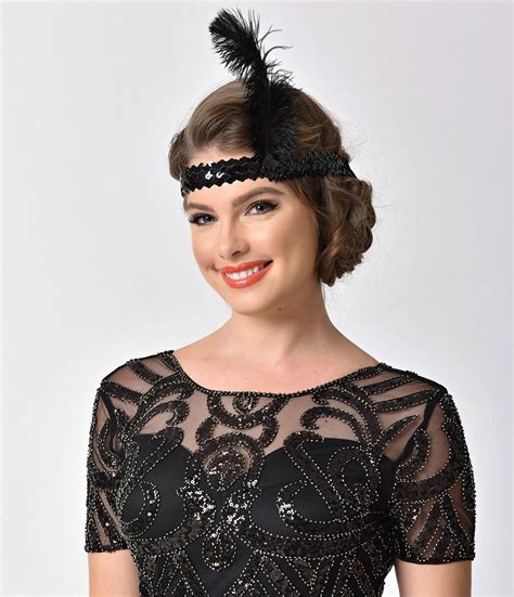 1920s Hairstyles With Feather Headbands