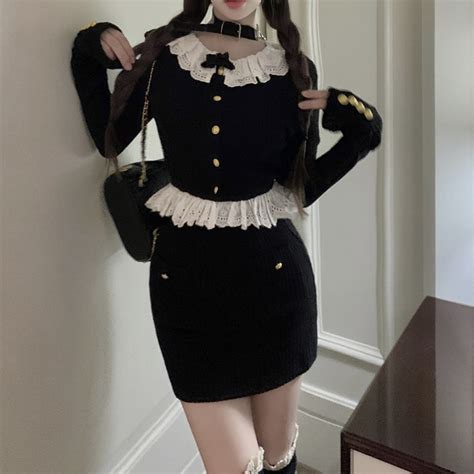 코디세트라운드넥 펀칭 레이스 카라 슬림 가디건슬림 골지라인 니트 미니스커트 세트 St121419e