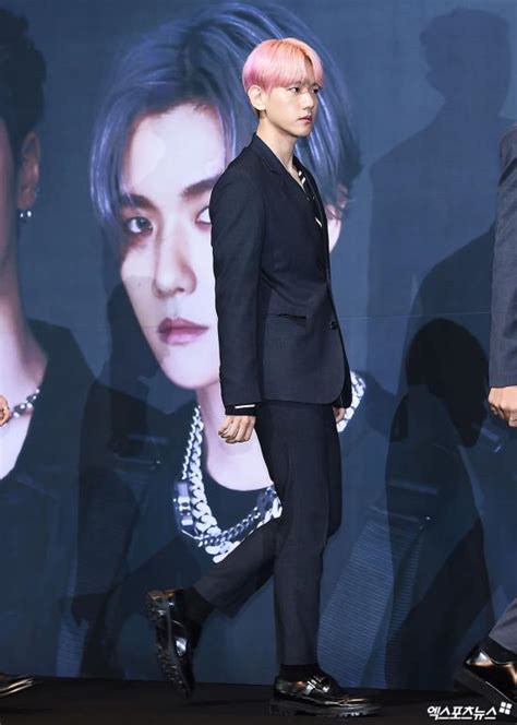 슈퍼엠 백현 작아도 완벽한 비율[엑s Hd포토]