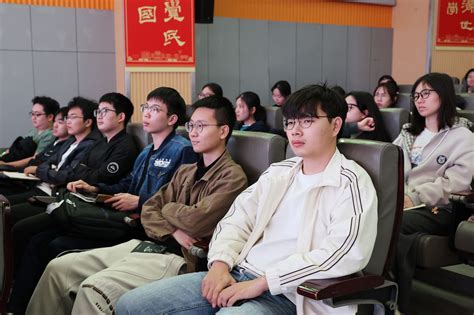 校长王宏斌讲授 思政第一课”：勉励广中医学子在中国式现代化建设中勇立潮头 广州中医药大学