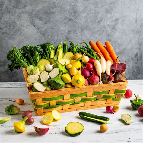 T Baskets And Boxes — Melissas Produce