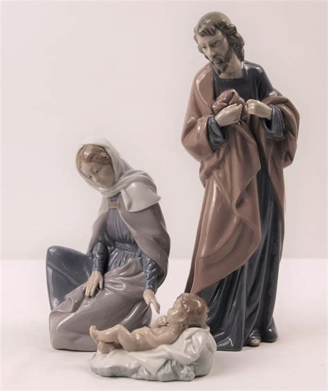Lladro Nao Nativity Figurines Auction