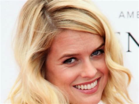 2 Alice Eve Wallpaper