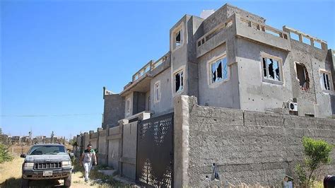 Либија Цивилите благодарни на турските деминери што им го обезбедија враќањето дома