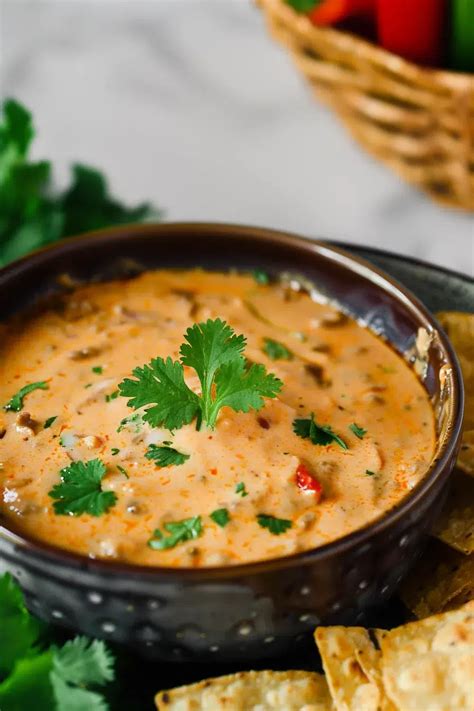 Copycat Chilis Skillet Queso Recipe