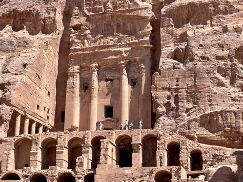 ‘extremely Valuable Secret Tomb Uncovered In Jordans Petra｜arab News Japan