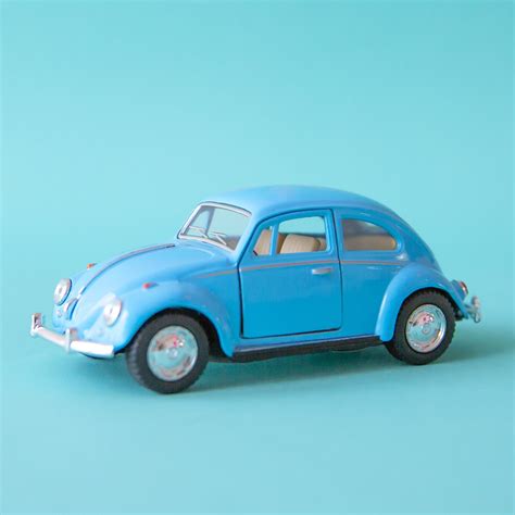 Die Cast Cars Kinsmart 1967 Volkswagen Classical Beetle Wpeace Love