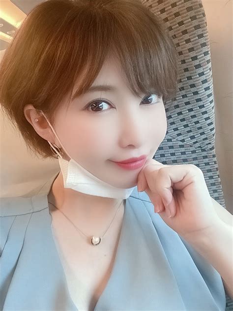Yuria Satomi เอวีสาวผมสั้นสุดเซ็กซี่ ระดับตำนาน