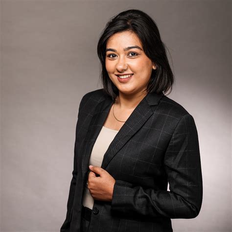 Aisha Ijaz Supply Chain Manager Amazon Xing