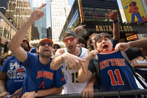 Knicks Fans Take Party Outside In Bid To Beat Rival Celtics