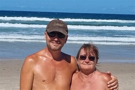 Naturists Celebrate Body Positivity With Nude Golf Despite Record Low