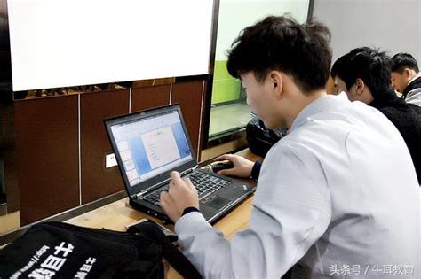 年终总结:2018年最流行的十大编程语言,你用哪个? 搜狐大视野 搜狐新闻 年终总结:2018年最流行的十大编程语言,你用哪个? 搜狐大视野 搜狐新闻