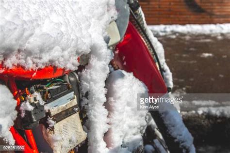 Greasy Engine Photos And Premium High Res Pictures Getty Images