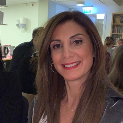 Houda Shahan Administratör Controller Prima Barn Och