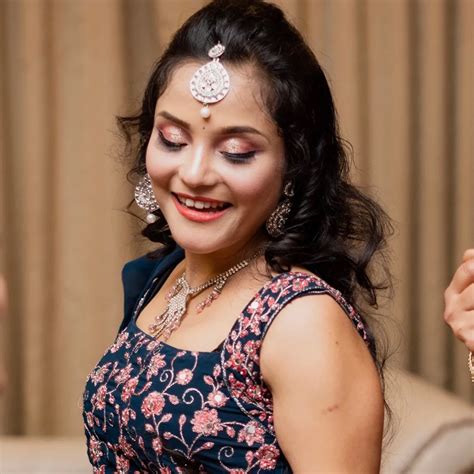 𝓐𝔂𝓾𝓼𝓱𝓲 𝓼𝓱𝓾𝓴𝓵𝓪 Ayushi 8599 • Instagram Photos And Videos