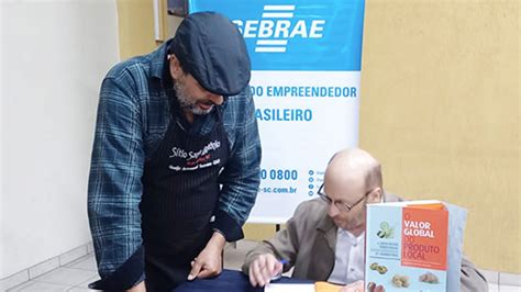 Diretor Da Essential Idea Faz Palestra Em Evento Do Sebrae Em Santa