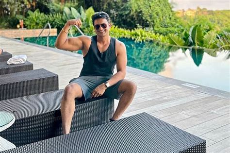 Dr Sanket Bhosles Hilarious Reel Unveils The Mystery Why Moms Miss