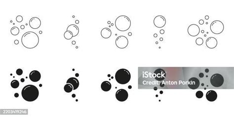 떠 다니는 비눗방울과 거품 라인과 단단한 아이콘 세트 물방울과 기포 클러스터 심볼 컬렉션 고립 된 벡터 일러스트 레이 션 개체 그룹에 대한 스톡 벡터 아트 및 기타 이미지