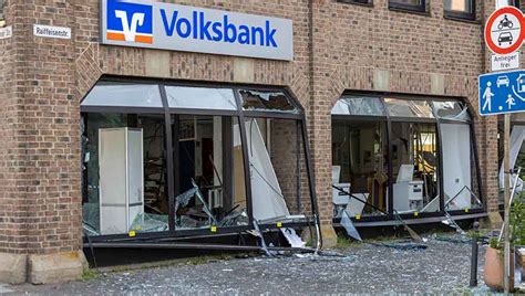 Dutch And German Police Arrest 8 Suspects In Violent Atm Bombings And