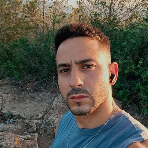 Gabi Gabim1p On Threads