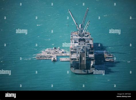 Seaport Operations Hi Res Stock Photography And Images Alamy