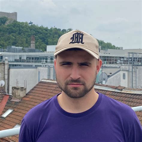 O Nás 1 česká Realitní